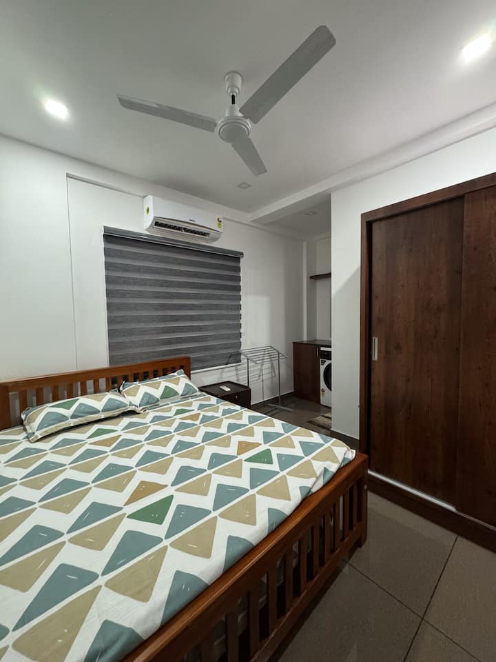 Modern 1 Bhk With Open Kitchen - Kochi
