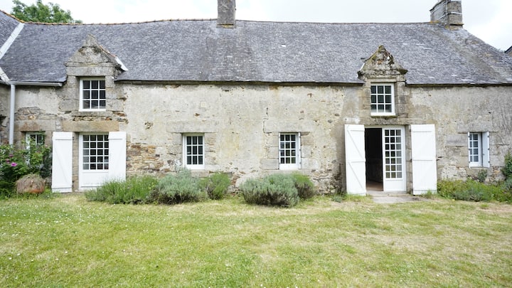 Maison Typique De Bretagne - ibis budget Redon