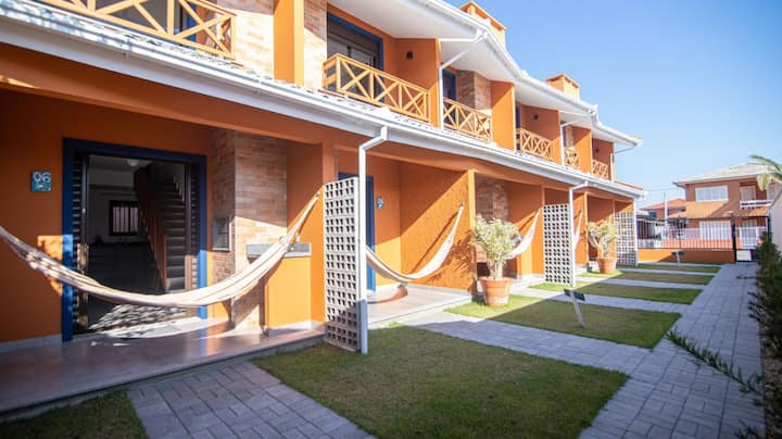 Condomínio De Casas Próximo Ao Mar - Imbituba