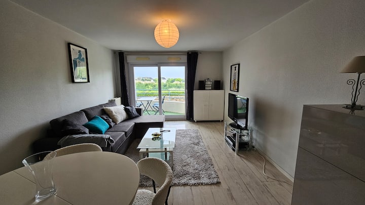 Francheville - T3 - Balcon - Parking- Wifi - Calme - Vannes