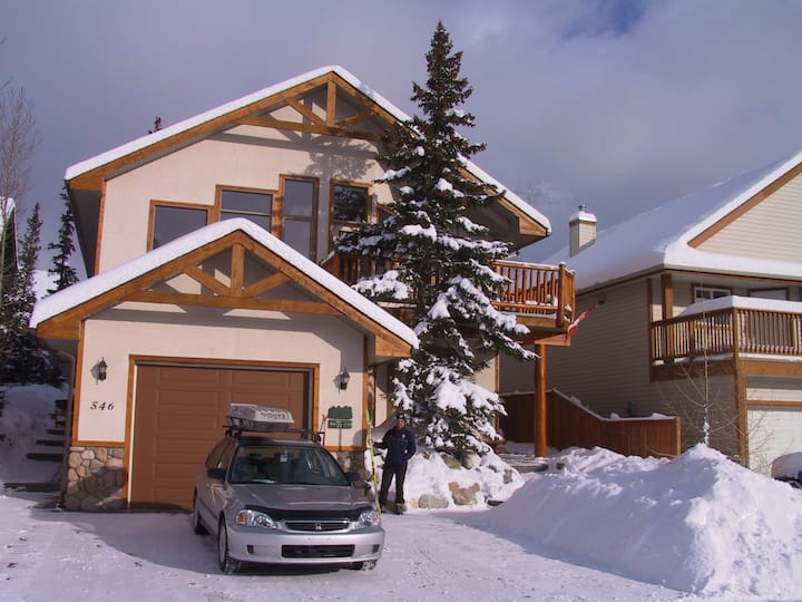 Alberta Rocky Mountain High - Canmore