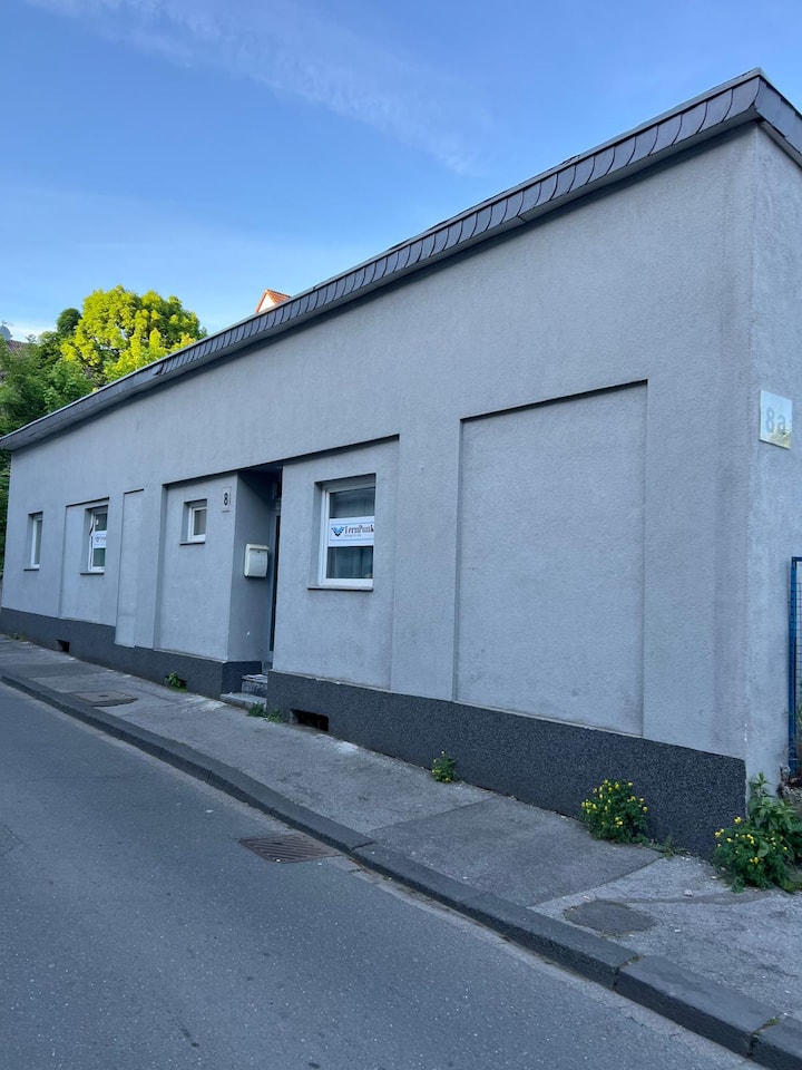 Monteurswohnung 9p Wuppertal - Schwelm