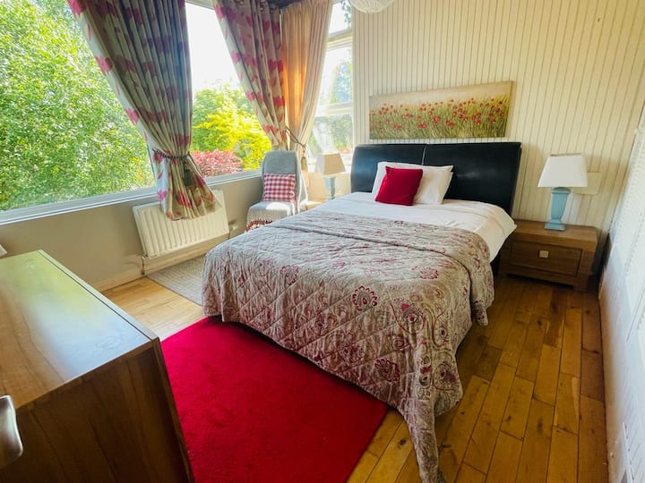 Private Room With Ensuite - Waterford