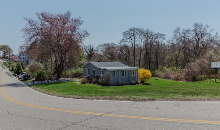 Walk To Kelly Beach! Bonnet Shores 3br + Pass - Narragansett, RI