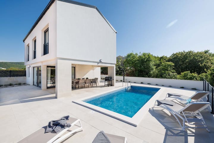 Villa Sunset Ii With Heated Pool And A Sea View - Vrbnik