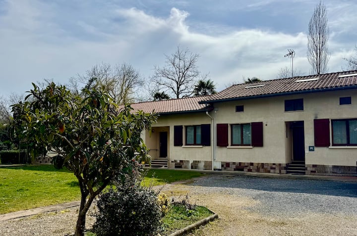 Appartement Plein Pied/terrasse - Eugénie-les-Bains