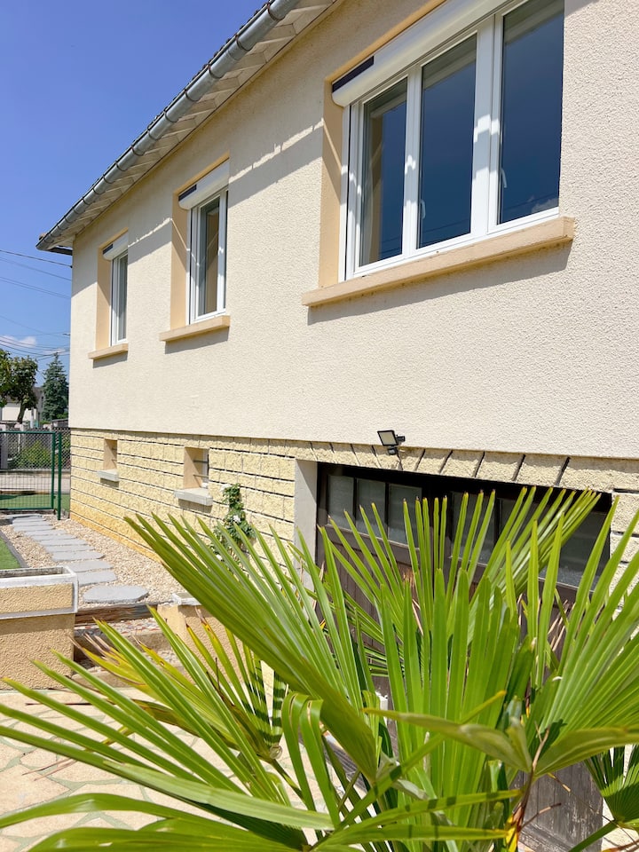 Maison Champ Du Fort - Jardin & Pétanque à Chablis - Chablis