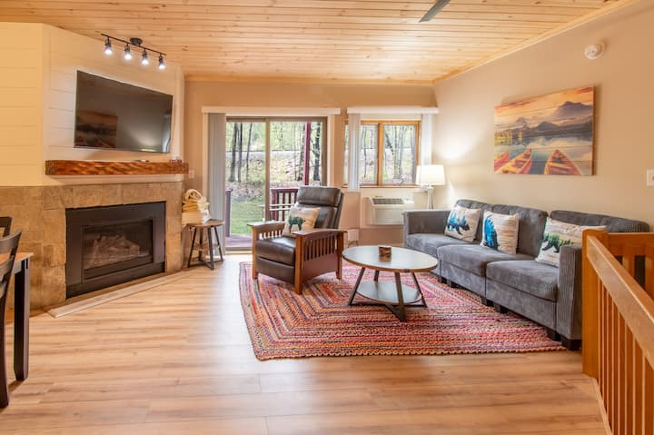 First Floor Attitash Condo For 8 - New Hampshire (State)