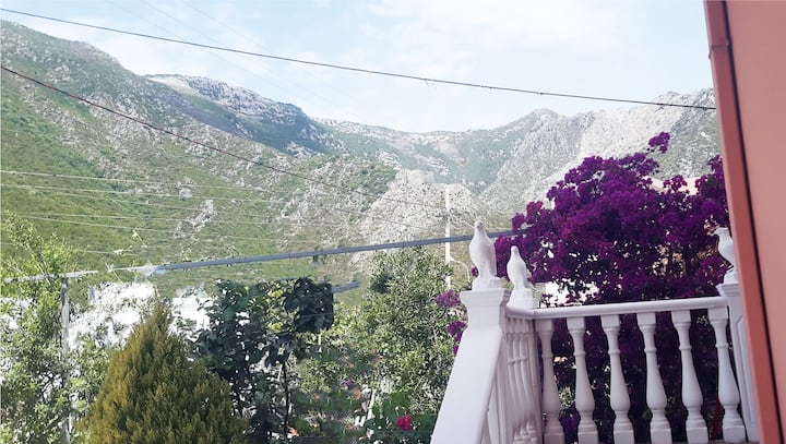 One Bedroom Apartment At Vila Romeo - Qeparo