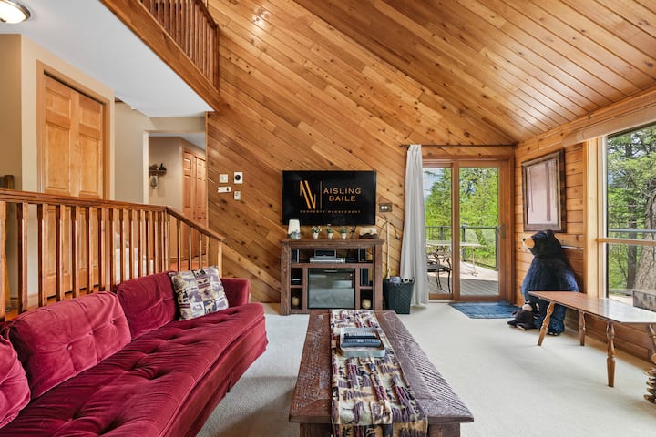 Evergreen Escape | Hot Tub | Tucked In The Woods - Fairmont Hot Springs
