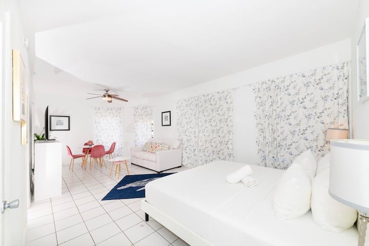 Washingthon Avenue With Kitchen - Miami Beach