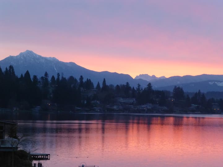 Private Gated Mt. & Lake View Guest House On L.s. - Lake Stevens, WA