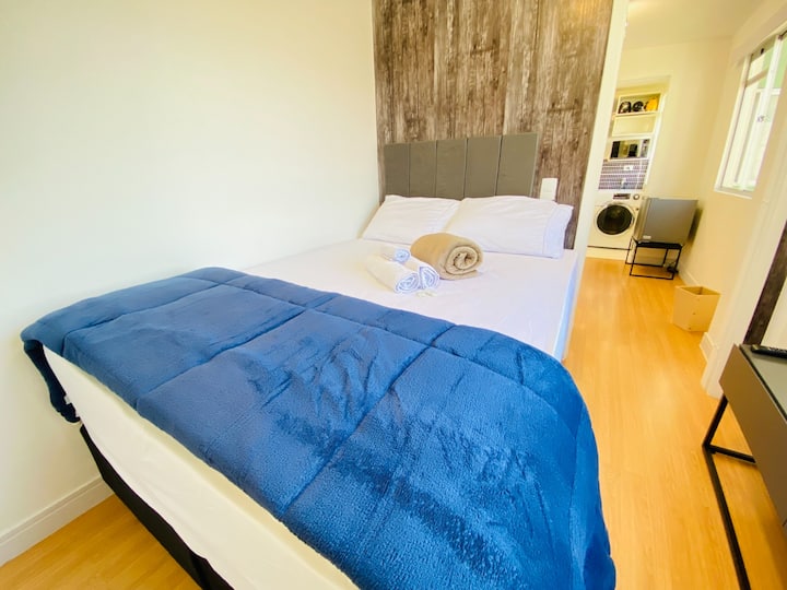 "Safira" Lindo Apartamento Completo Central. - Curitiba