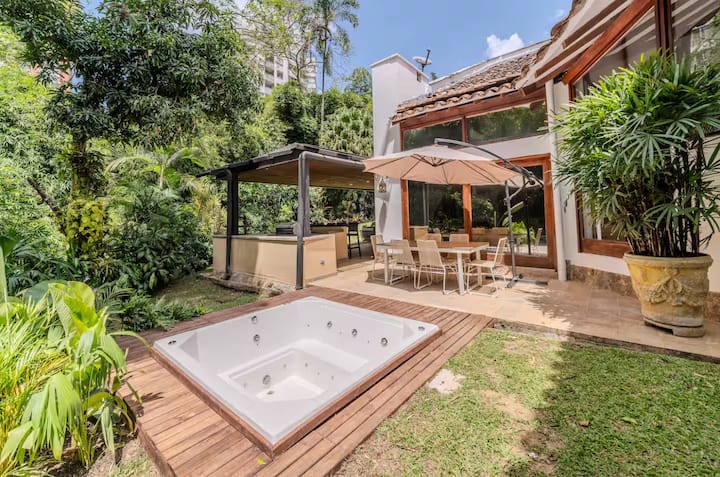 Ch65 Luxury 5br Villa |Jacuzzi|garden–milla De Oro - Medellín