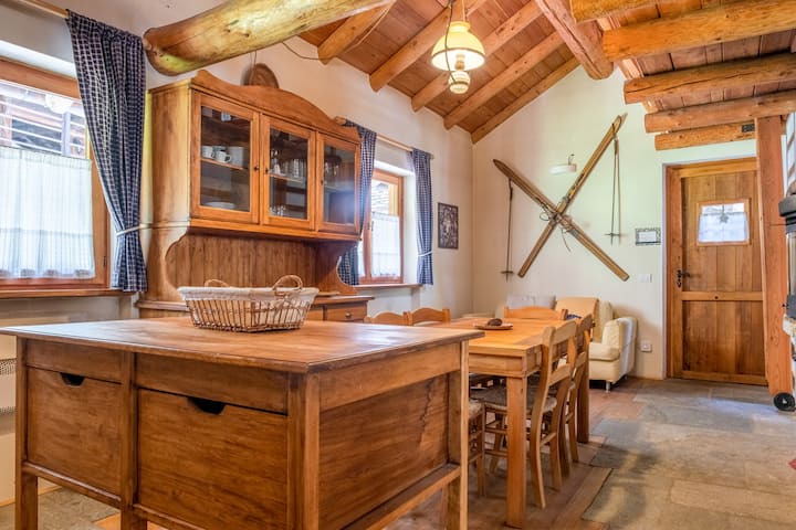 Isolello Monte Rosa: Chalet In Legno E Pietra - Alagna Valsesia