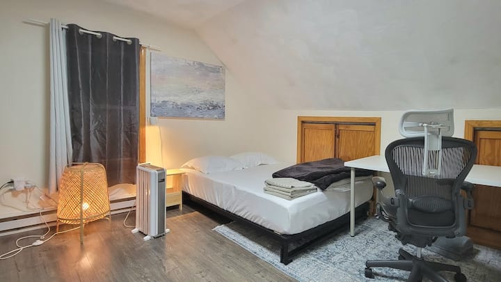 Peaceful (Queen Bed + Sofa & Tv) #1/2 - Chelmsford, MA