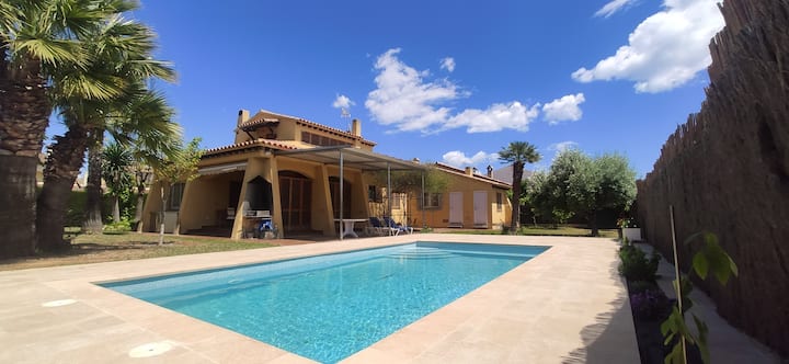 Villa A 650 M De La Playa - Comarruga