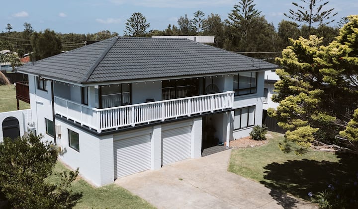 Siesta Sands Beach Retreat | Family & Pet Friendly - Shoalhaven Heads