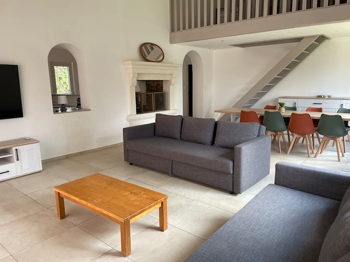 Appartement 180 M2 Domaine - Vias