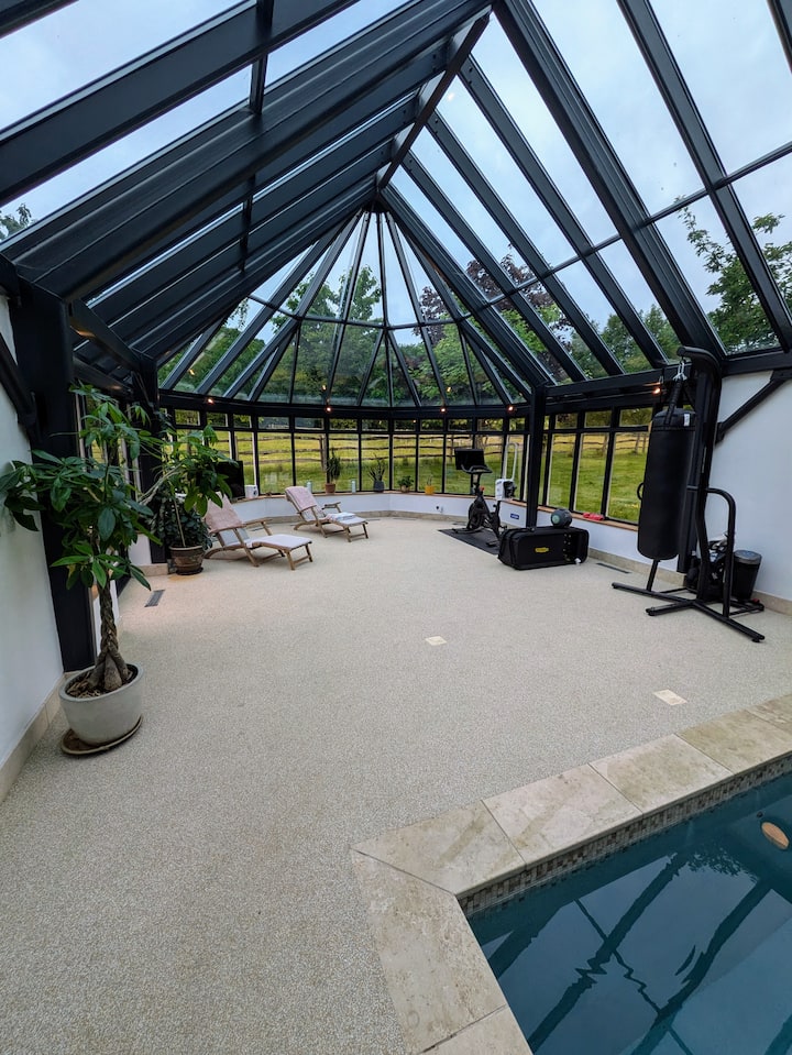 Indoor Pool, Sauna, Gym, Peloton, Ice Bath, Views! - Dymchurch