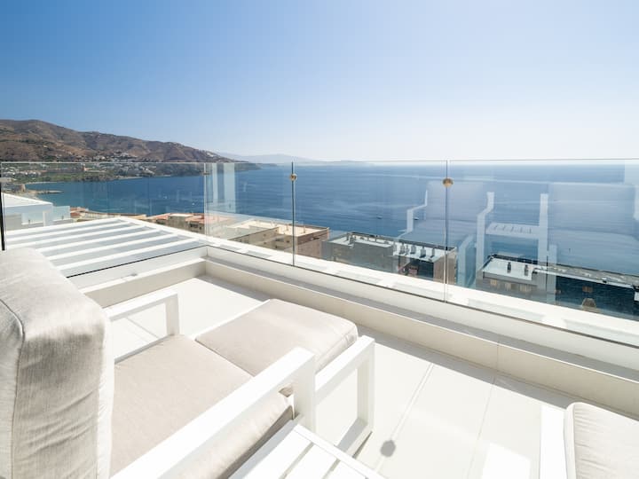 Villa De Lujo Con Vista Al Mar Y Piscina Privada - Salobreña