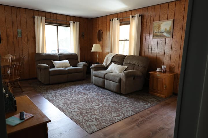 Cozy Little Cottage
     In The Woods - Prescott, MI