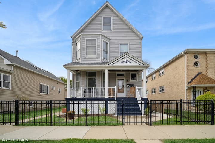 Charming Updated 2br Garden Unit - Evanston, IL