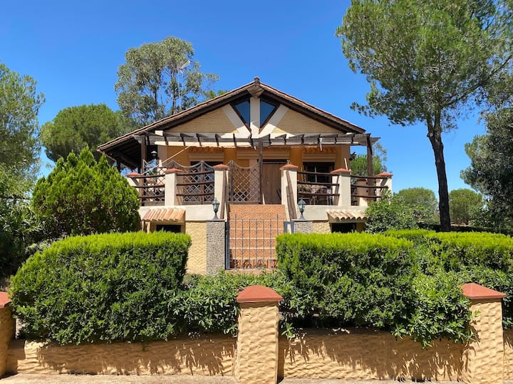 El Pueblo  Casa Grande - Valverde del Camino