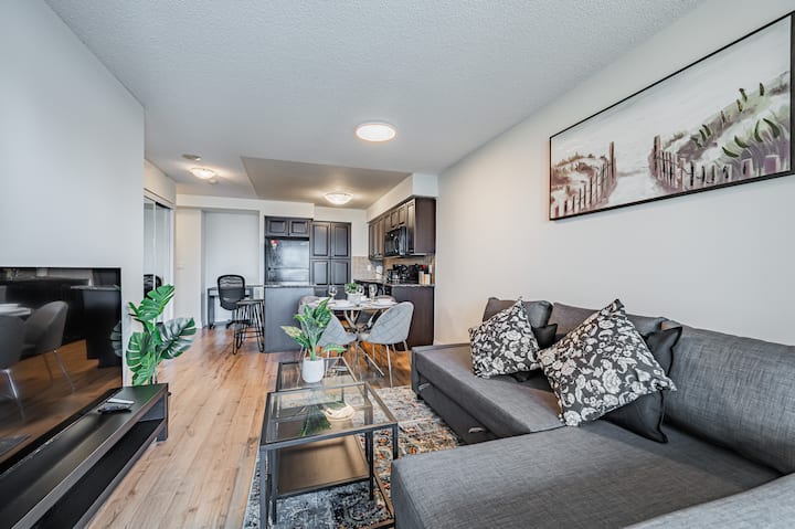 Spacious 1br+1wr Apartment With Balcony - Mississauga