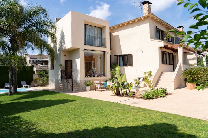 Stunning Family Villa With Pool - Benisanó