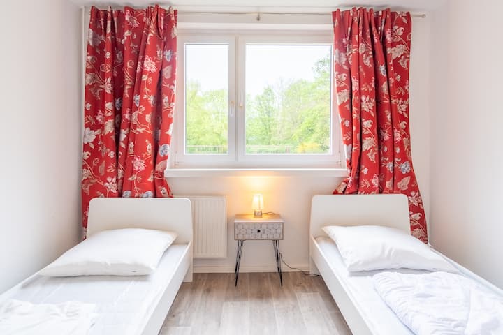 Fernseher, Waschmaschine, Balkon - Magdebourg