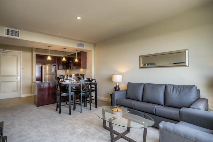 Bright 1br Gem - バーバンク, CA