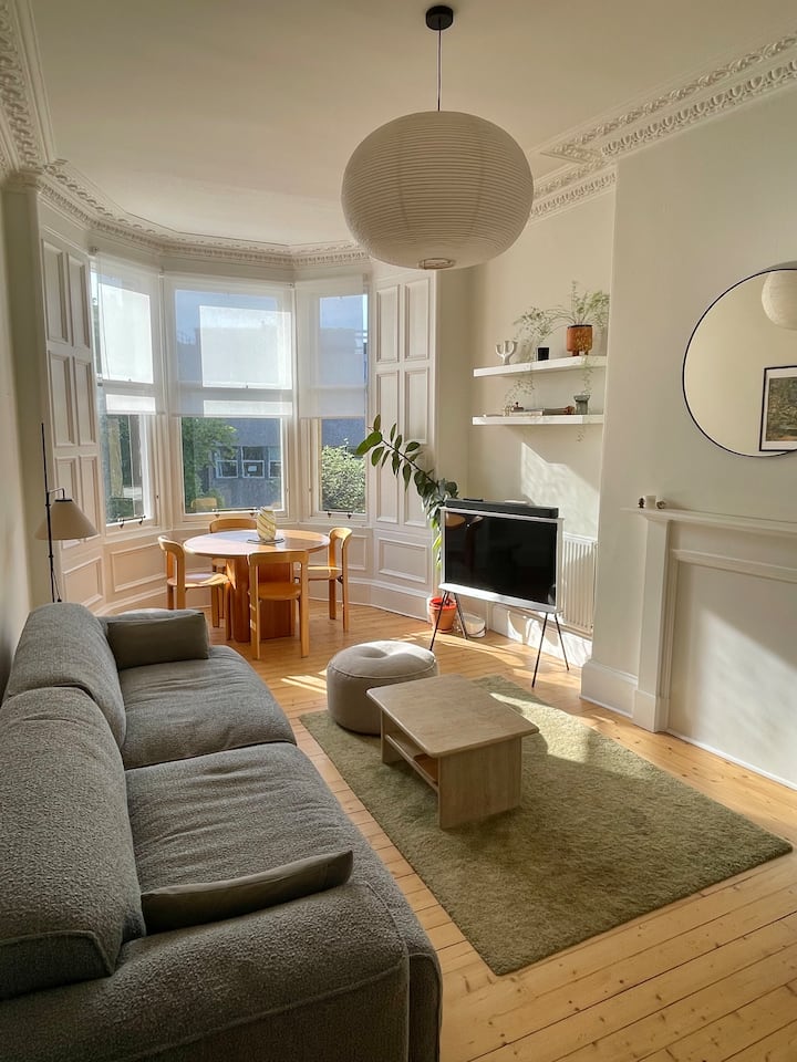 Bright 2 Bedroom Flat In Edinburgh - Edinburgh