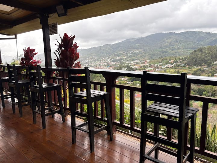 Cabaña Don Carlos - Cartago