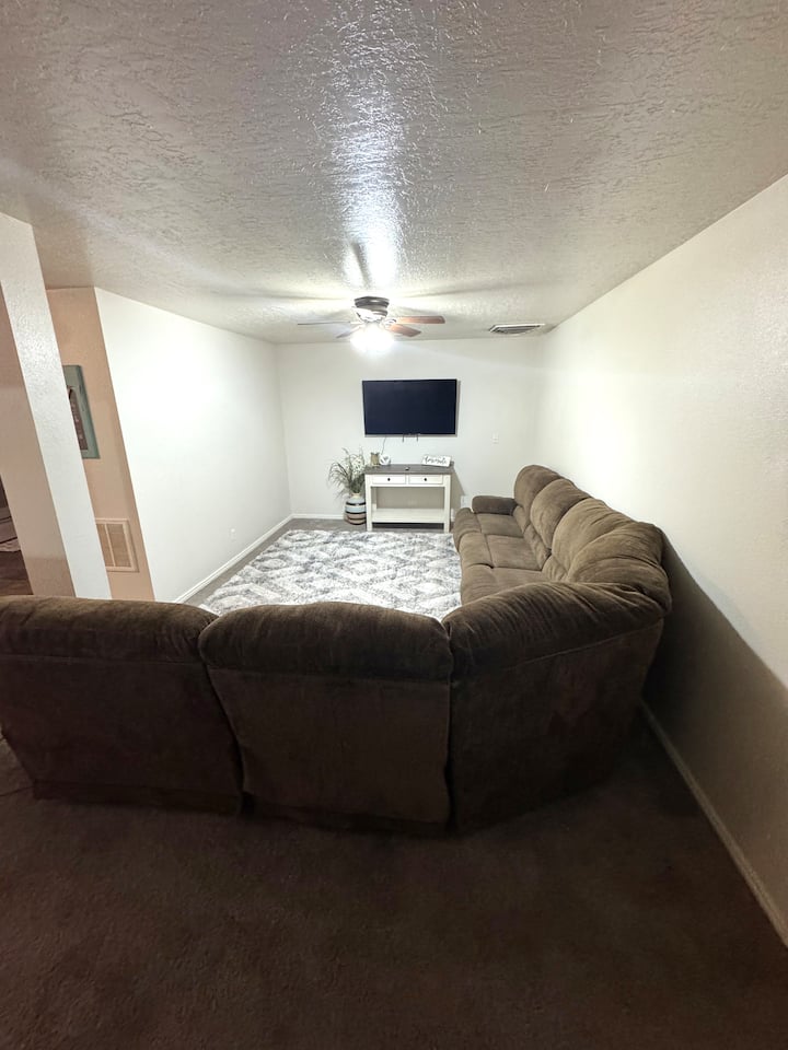 Cozy 2-bedroom Downtown Stay - Beaver, UT