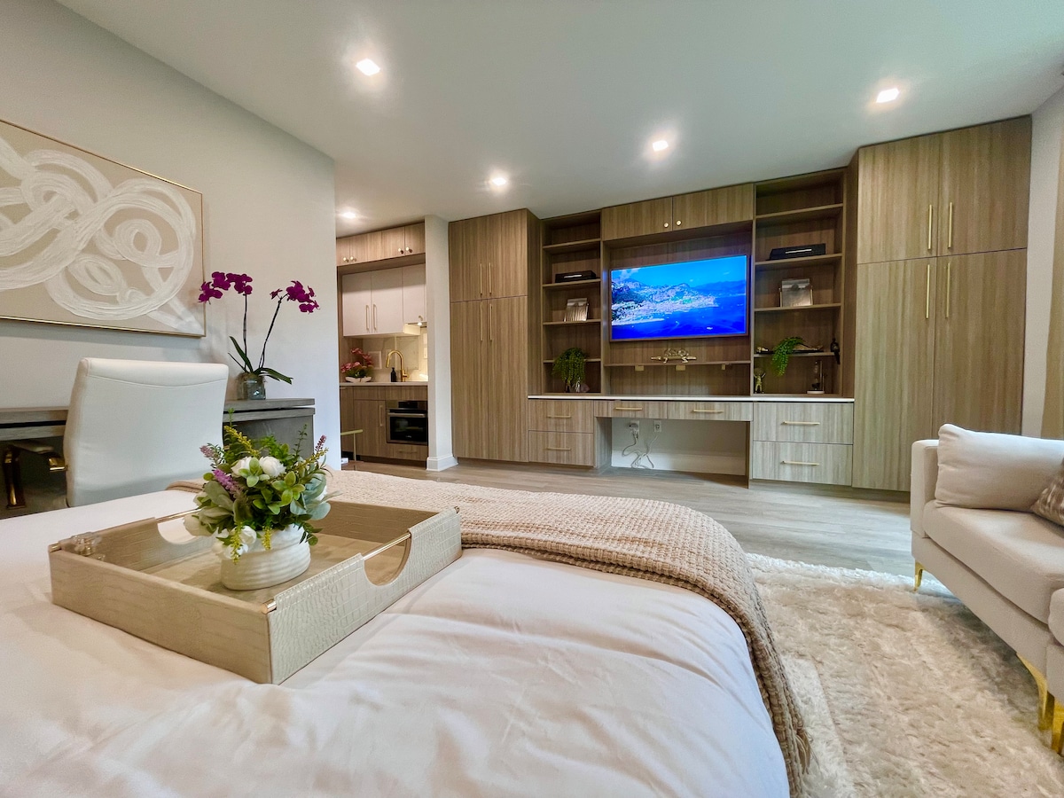 Georgetown Condo with Rooftop Pool, City Views - Apartments for Rent in ...