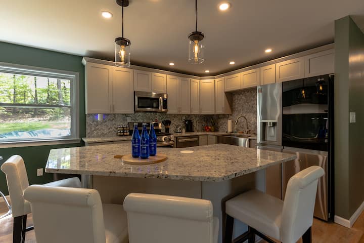 4br Home W/ Pool-near Track&spac - Saratoga Springs, NY