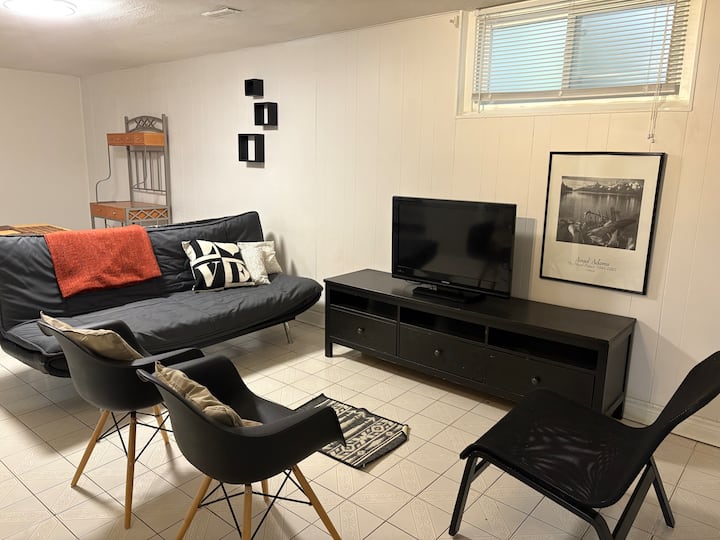 Great Big 1 Bedroom Apartment. - Mississauga