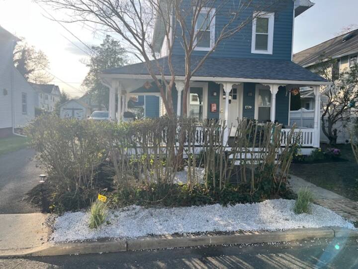 1902 Victorian/farmhouse - Manasquan, NJ