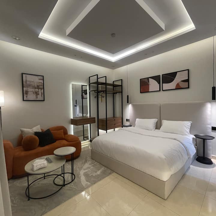 استوديو حديث بأريكة و دخول ذاتي - Jeddah