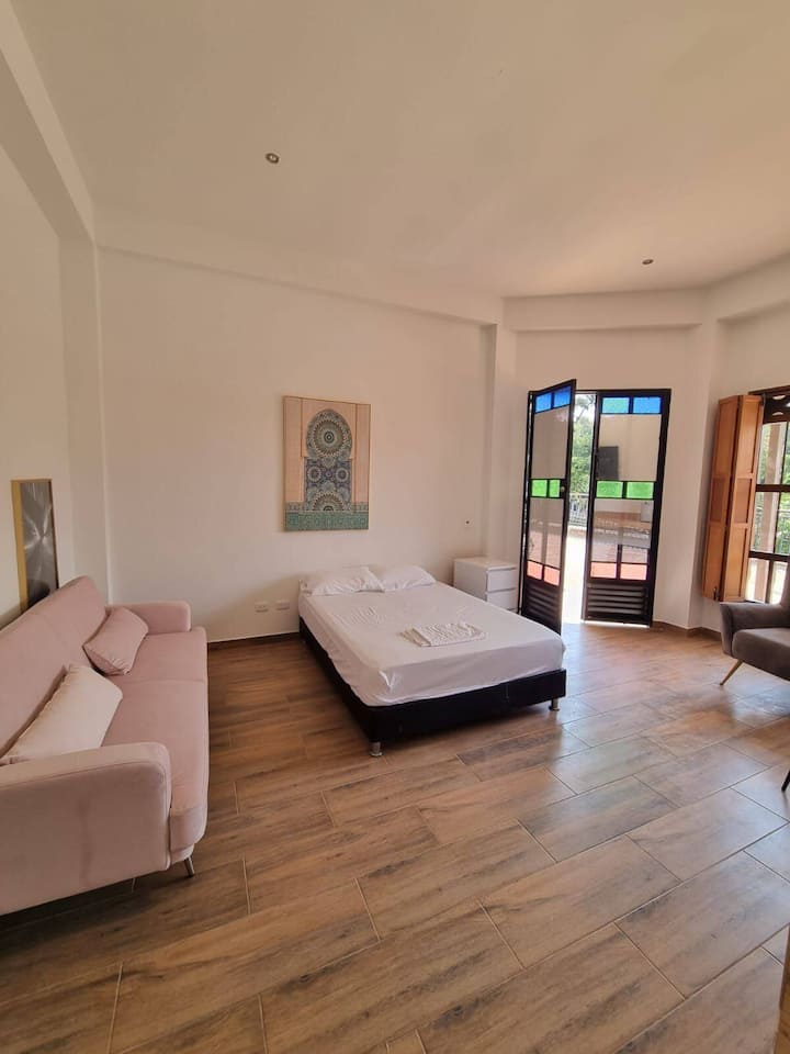 Acogedora Suite Doble - La Mesa