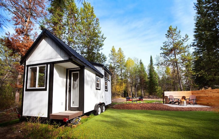 Evergreen Escape - The Tiny Haus Among The Trees - Donnelly, ID