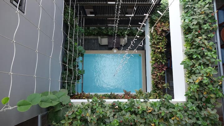 9br Villa W/pool Near Pub Street - Cambodia