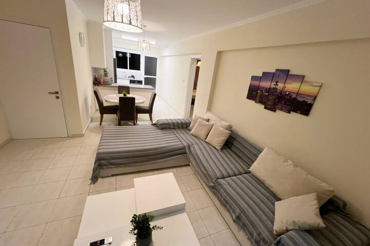 113 Apartment: A Cosy 2-bedroom Escape - Paphos