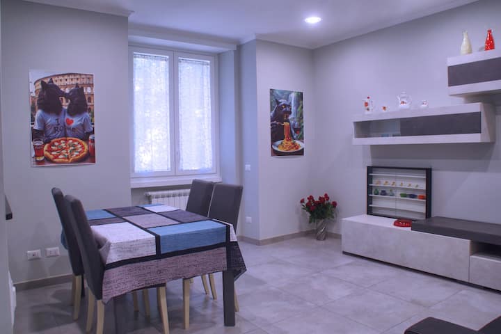 Alex's House - Vatican City