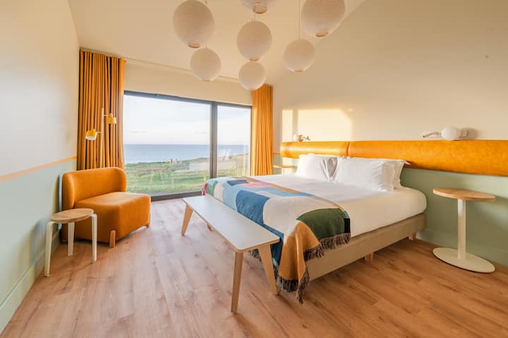 Ocean View 3-bed Apartment - Newquay