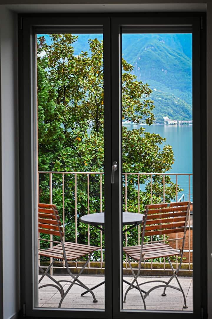 Sunny Suite With Lake View - Morcote