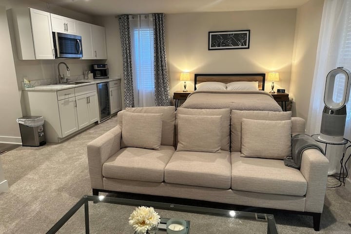 Beautiful And Cozy Private Suite - Frederick, MD