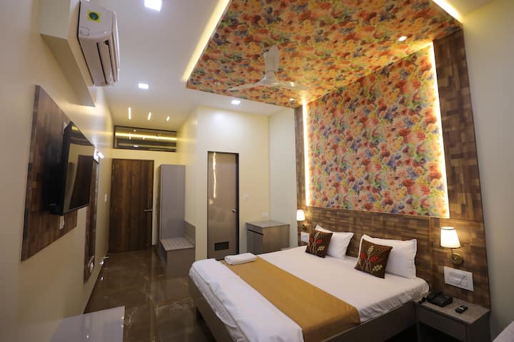 Double-bed Room Ep - Kalaburagi