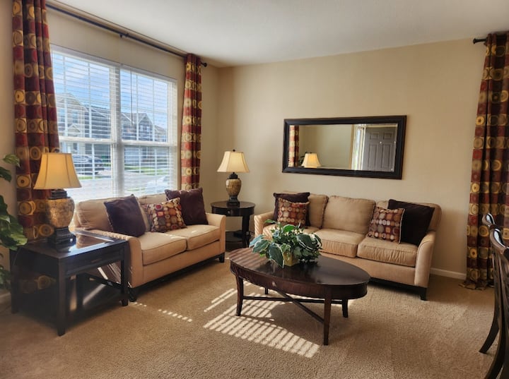 Cws Availability June 15-23. Sleeps Up To 11 - Bennington, NE